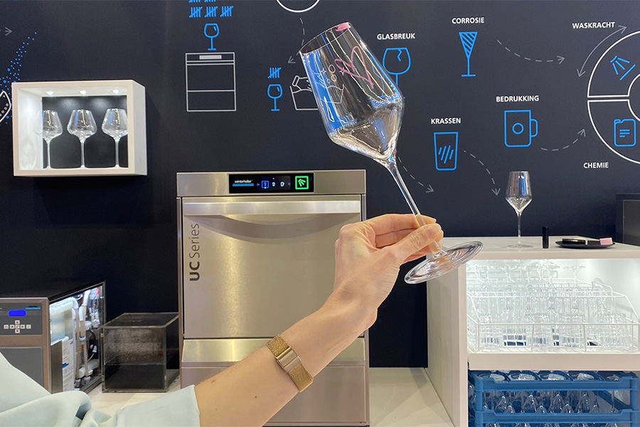 Winterhalter lanceert nieuwe MT-reeks met Connected Wash